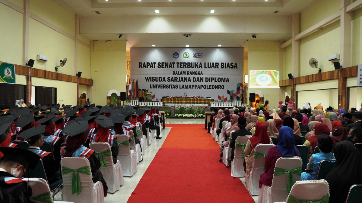 Wisuda Sarjana Dan Diploma Universitas Lamappapoleonro Tahun 2022 – MagazineNP